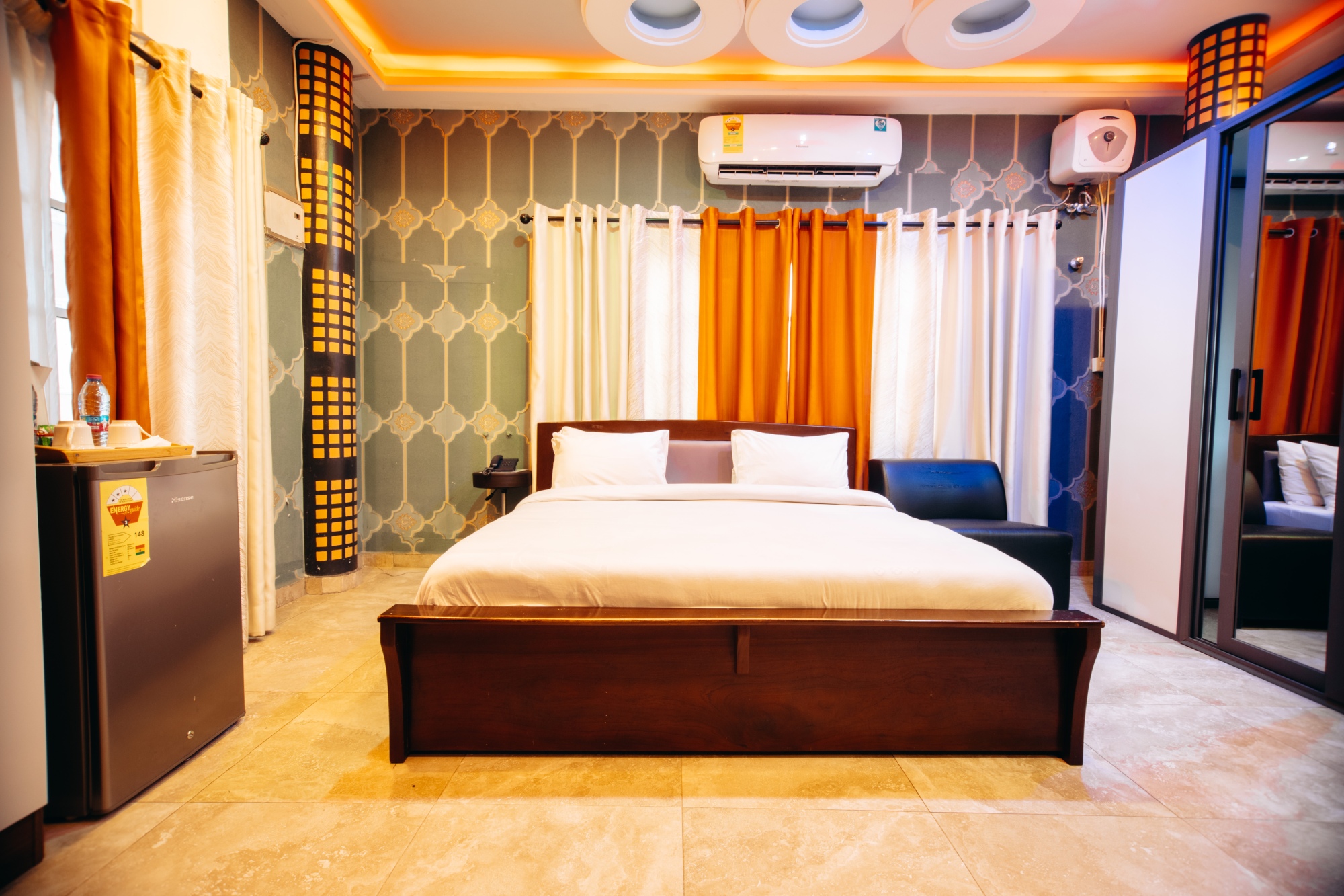 Welcome to Plus 33 Hotel - Plus 33 Hotel