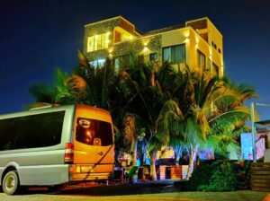 Gallery - Plus 33 Hotel